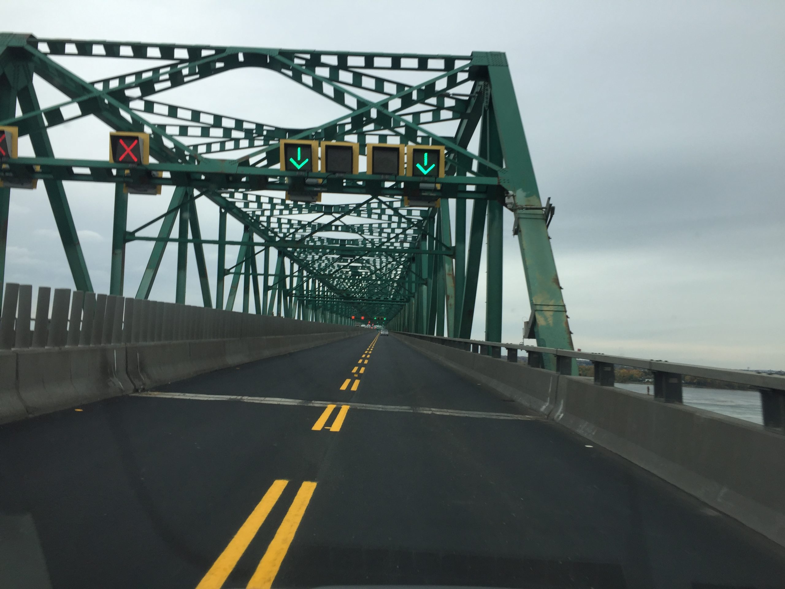 Début des travaux intensifs sur le pont Laviolette - VIA 90.5